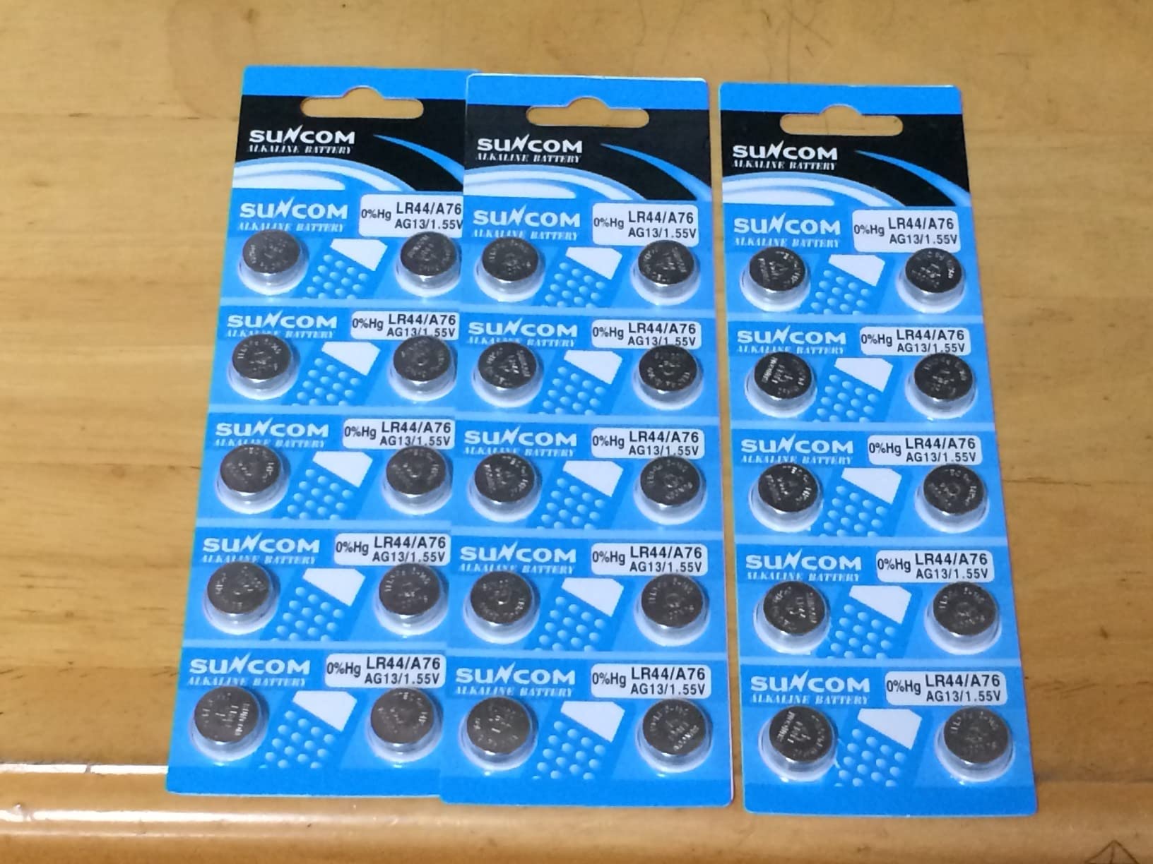 Amazon | アルカリボタン電池 LR44 30個(10個×3パック) [並行輸入品] | SUNCOM/サンコム | 乾電池