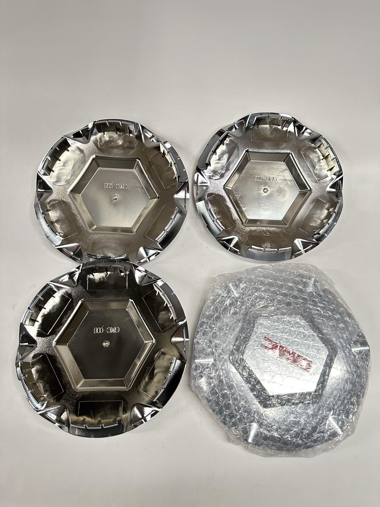 Amazon.com: GEETFF Wheel Caps Hub Caps Center Caps Forgmc Envoy 2002 ...