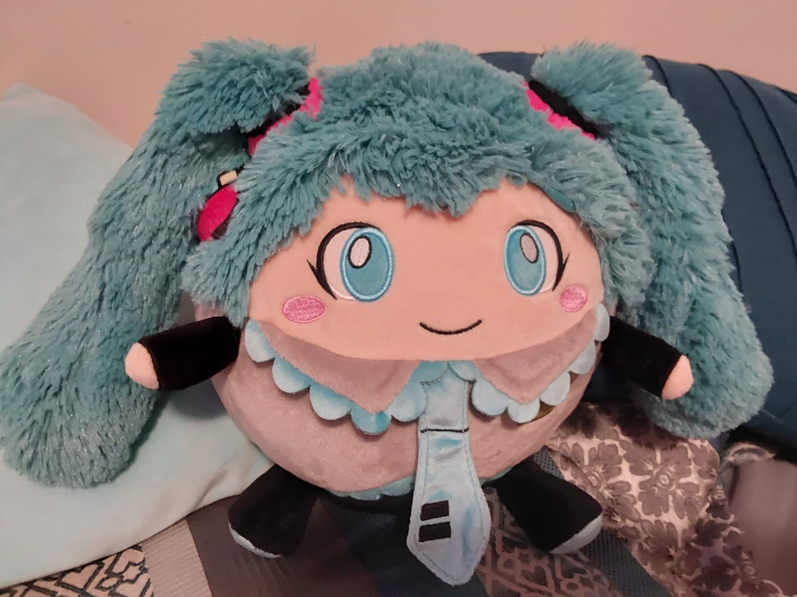 Amazon.com: Squishable / Mini Hatsune Miku 7" Peluche : Juguetes y Juegos
