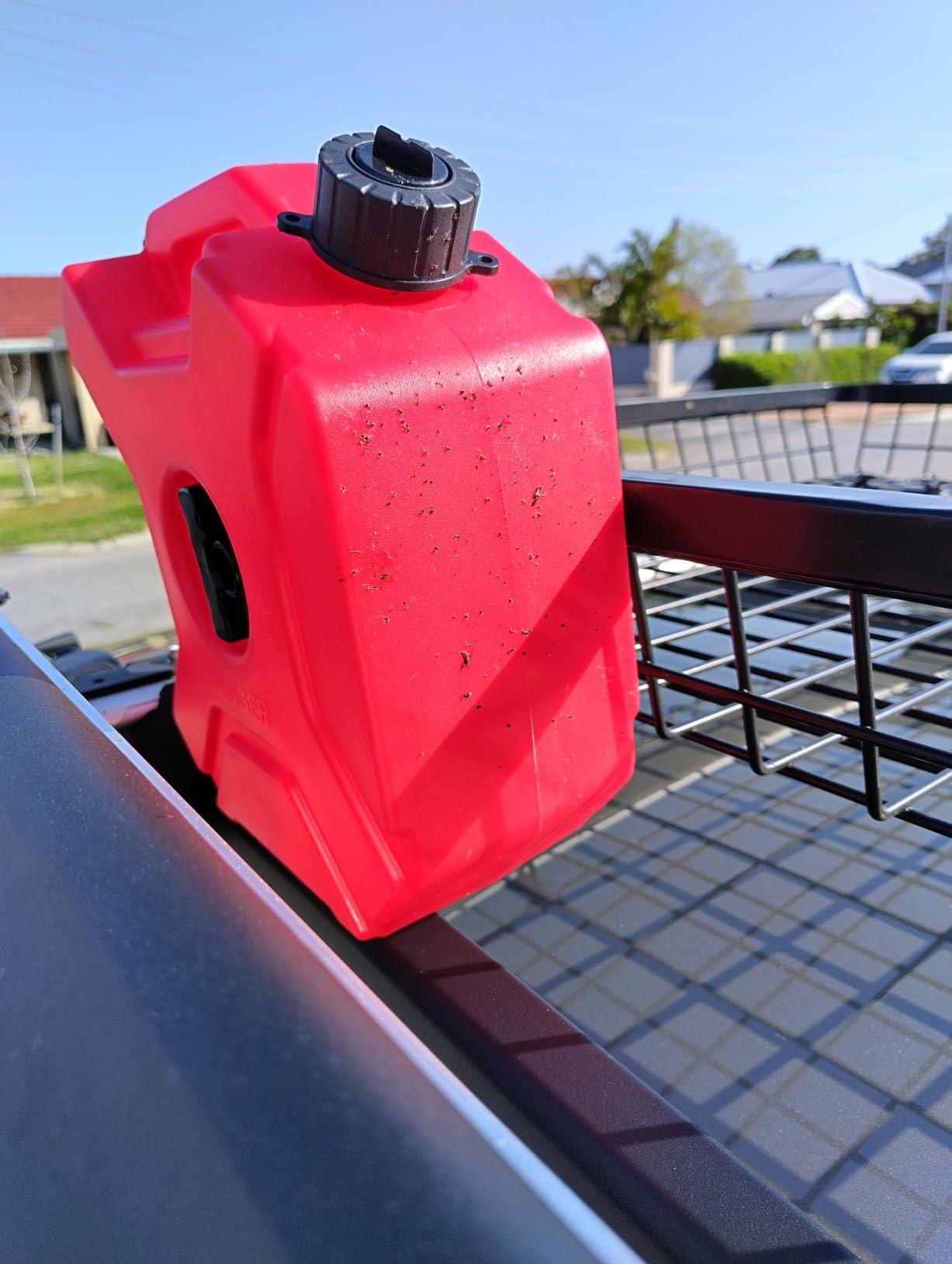 Lockable 5L Fuel Tanks Plastic Car Mount Motorcycle Jerrycan Gas Can ...