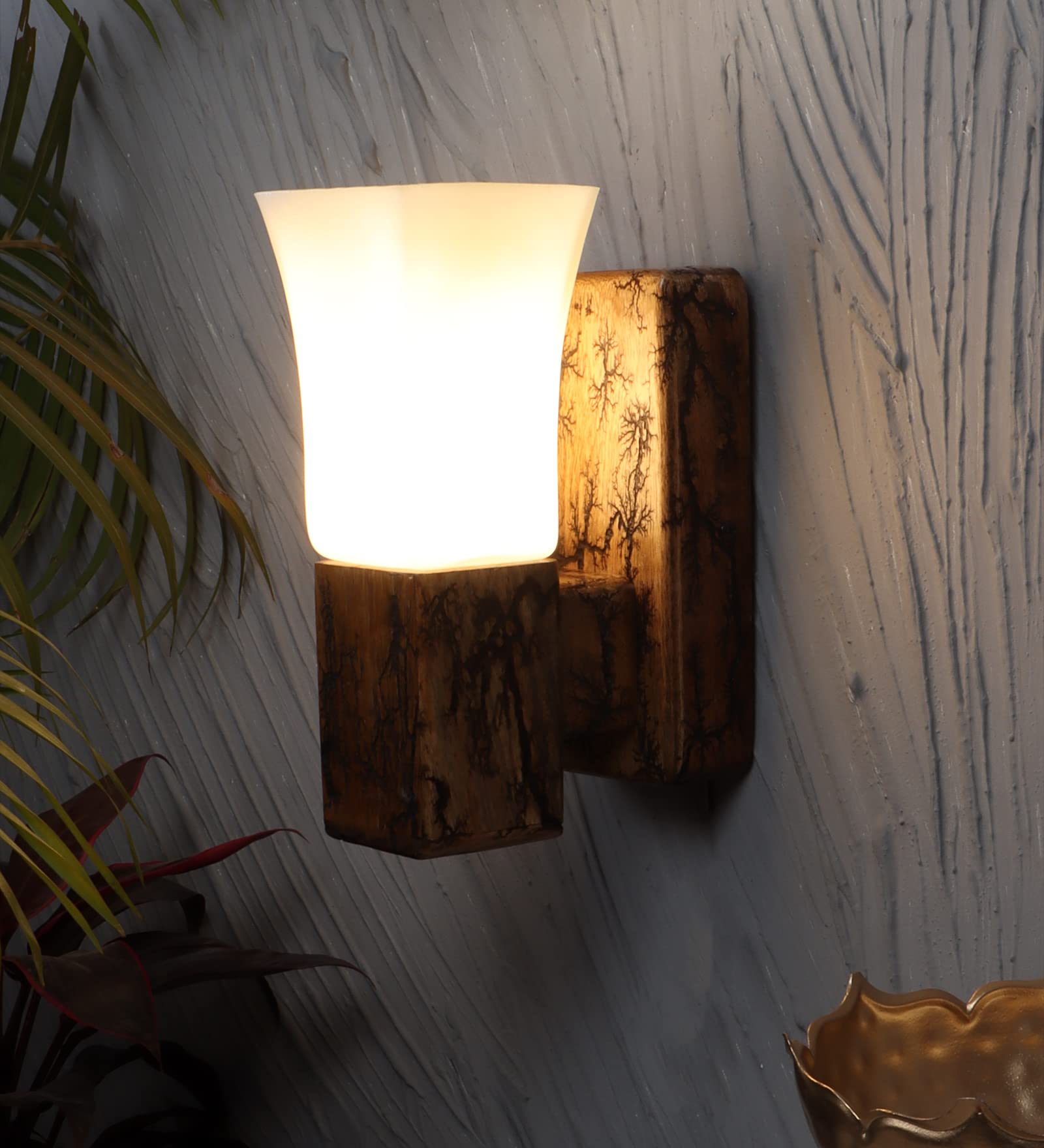 Gifty Handmade Premium Carved Mango Wood Wall Mounted Lamp/Light Ft ...