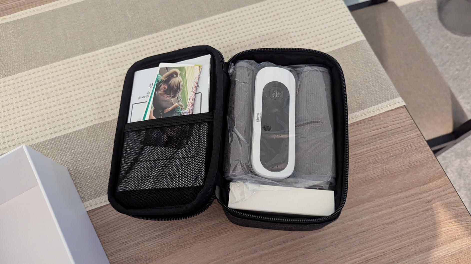 Kinetik Wellbeing Smart All in One Blood Pressure Monitor - Used by The ...