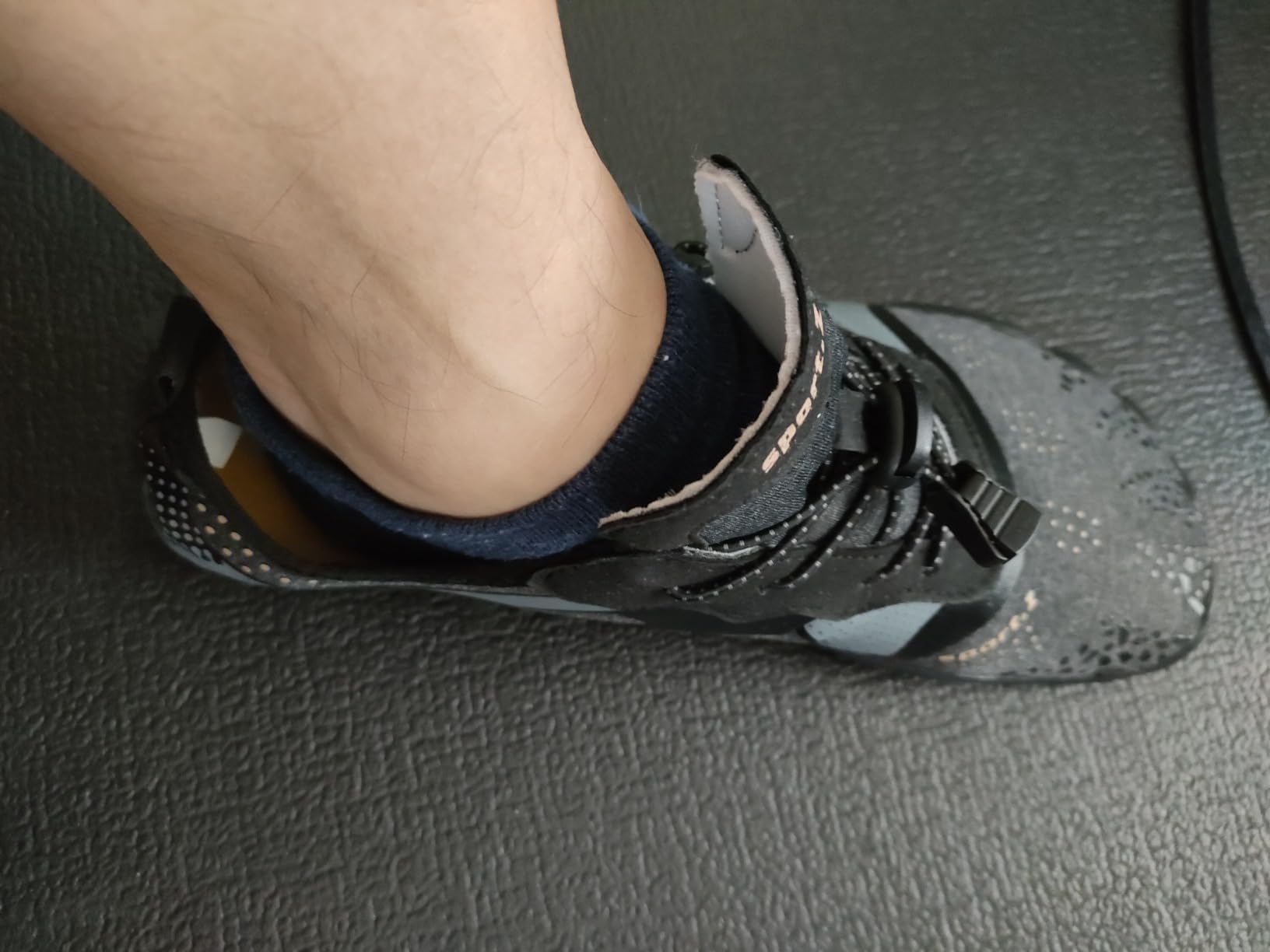 Amazon | [bope] 【まるで素足感覚】 トレーニングシューズ フィットネスシューズ ジム シューズ ベアフットシューズ メンズ | フィットネス