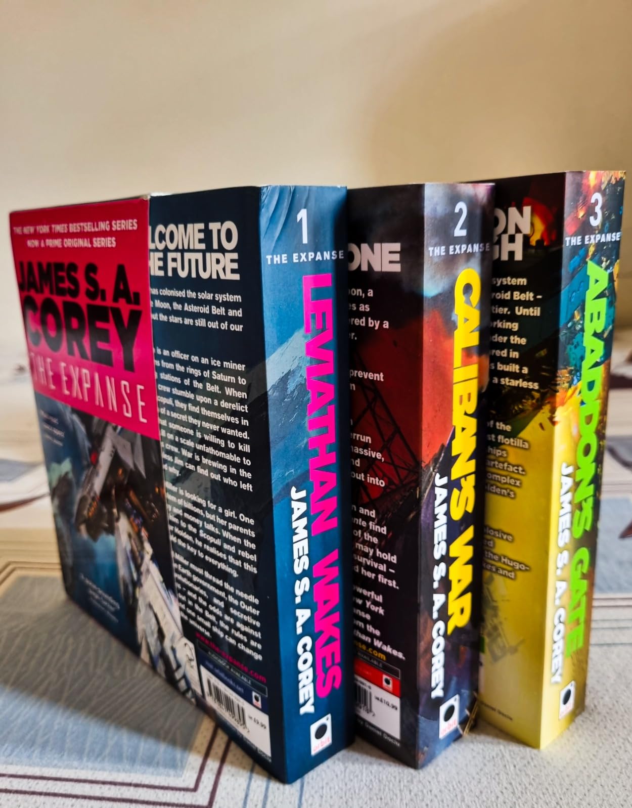 The Expanse Hardcover Boxed Set: Leviathan Wakes : Corey, James S. A ...