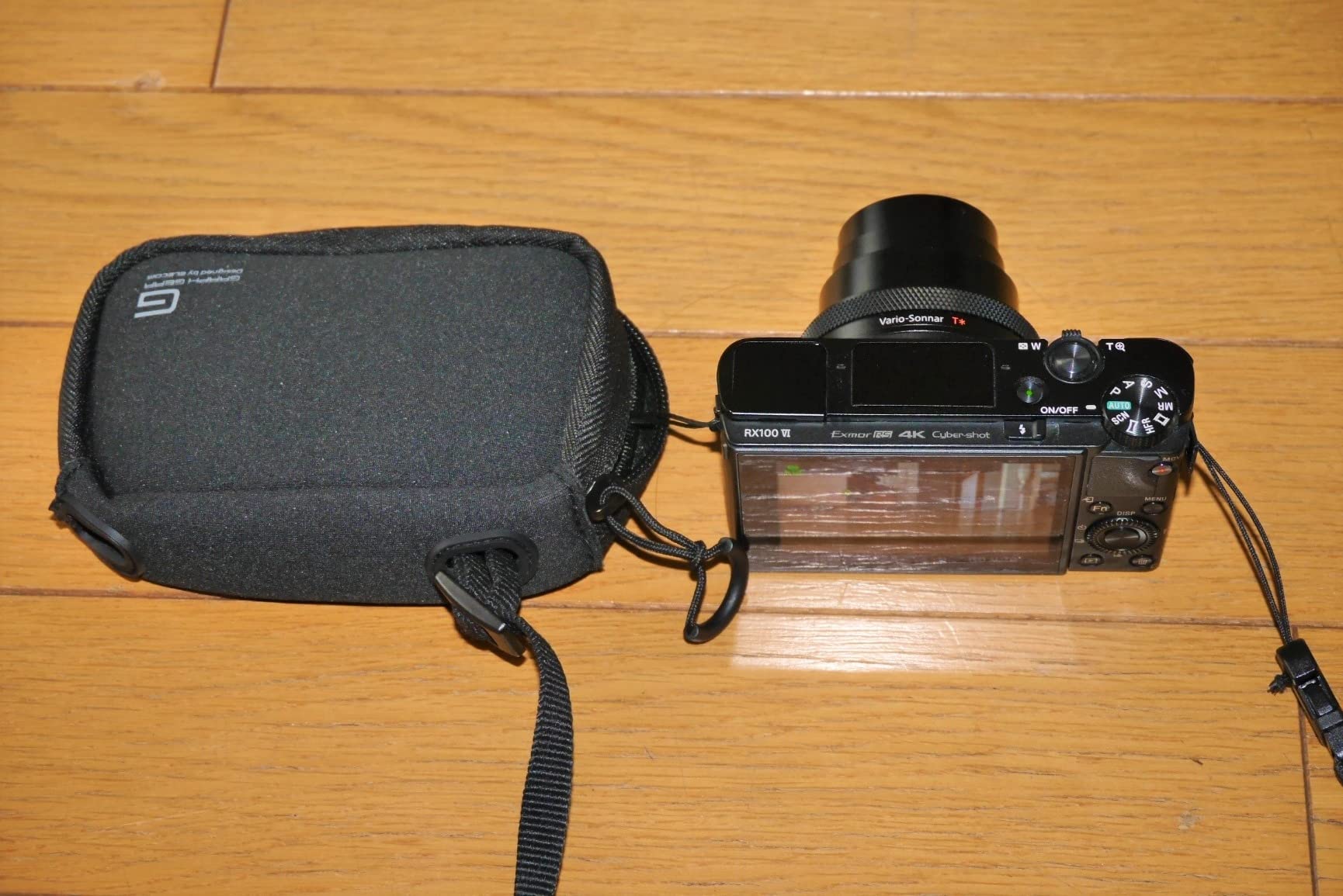 Amazon | エレコム デジカメケース/ネオプレン/Mサイズ/ブラック DGB-062BK | カメラ・双眼鏡用ストラップ・ホルダー 通販