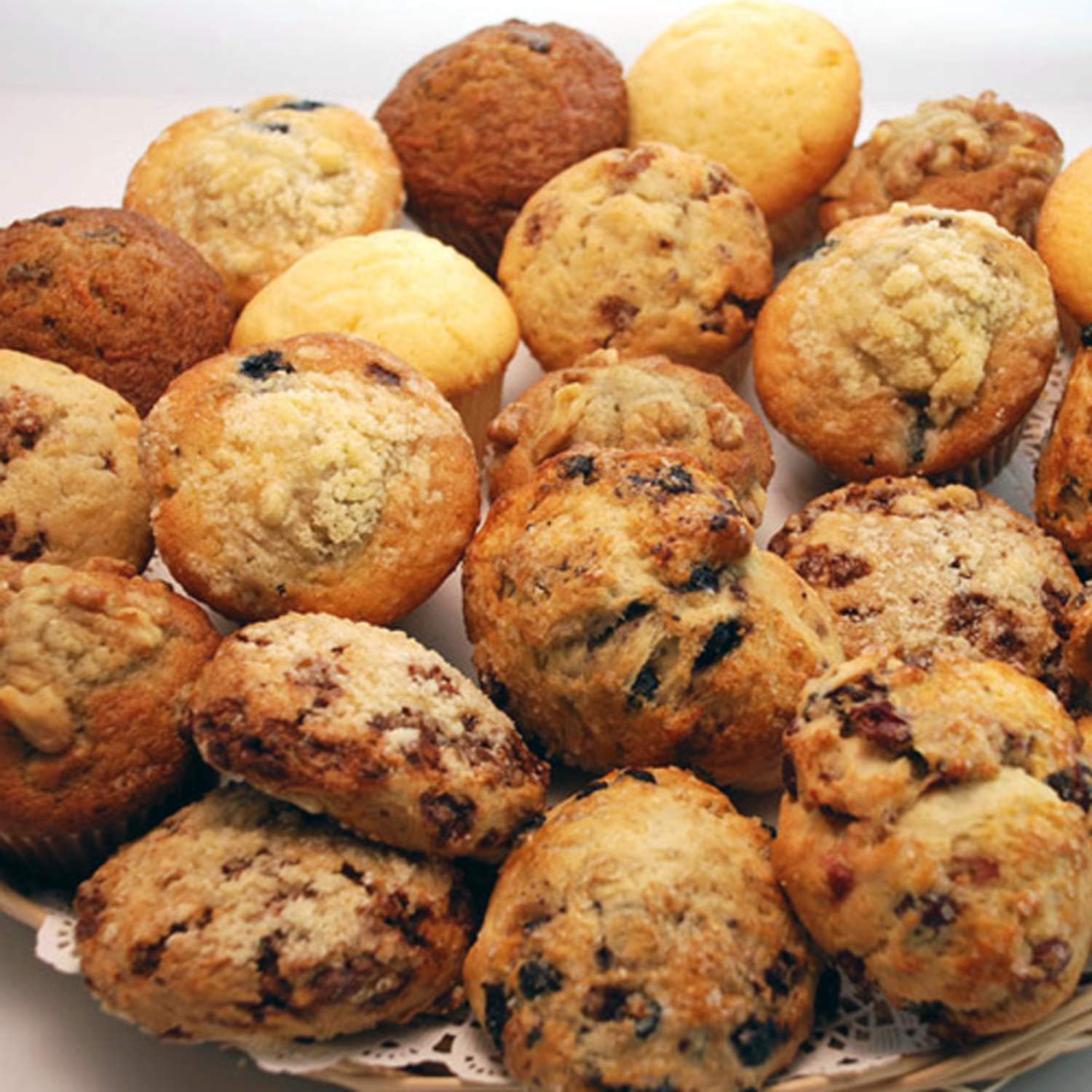 Amazon.com: Poppie's Dough Fresh Baked Large Gourmet Muffins (12 Pieces ...