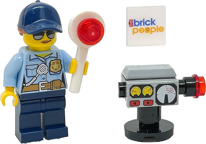 Amazon.com: LEGO City: Police Woman with Radar Gun - Cop : Toys & Games