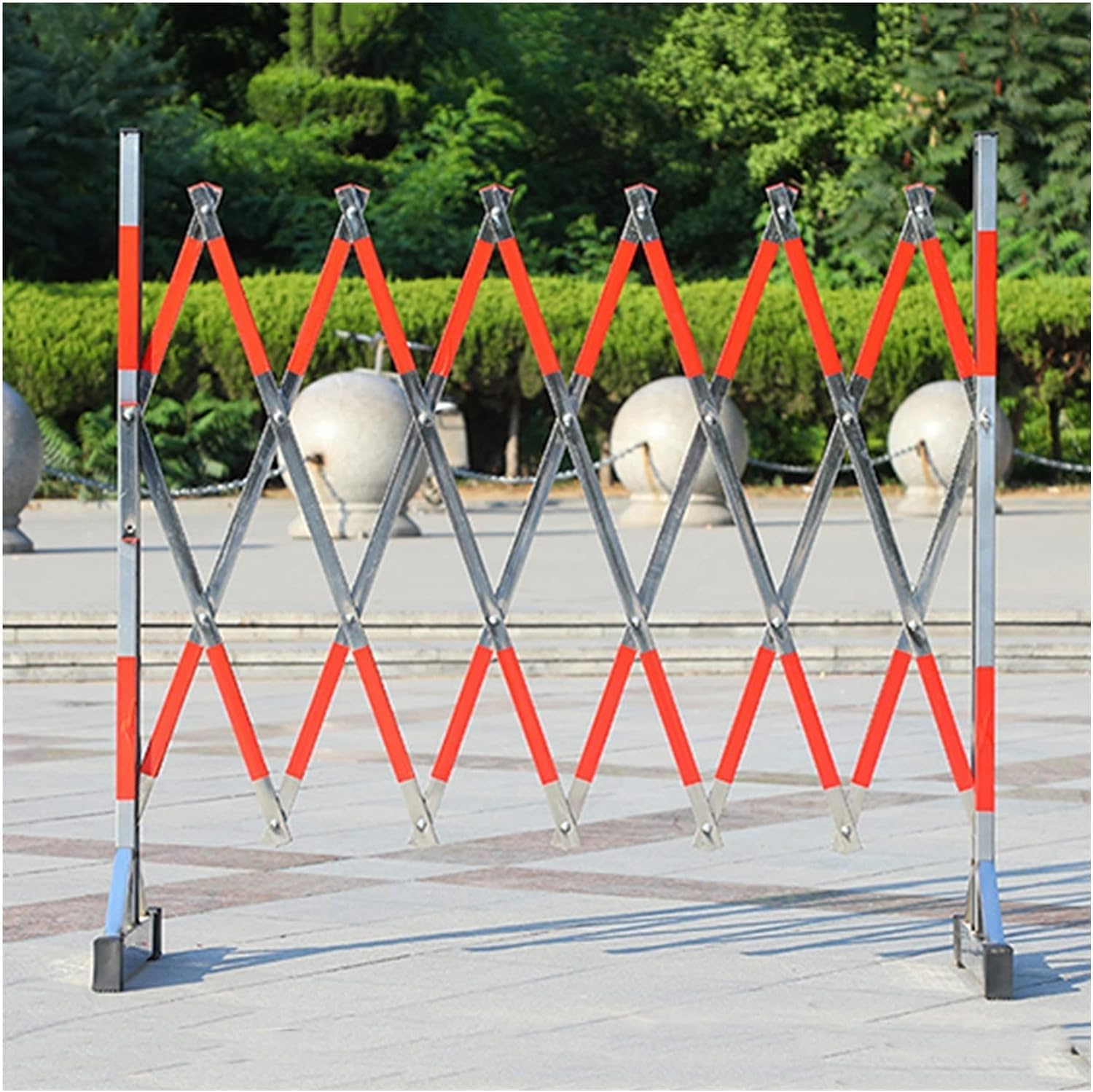 Mobile Barricade with Castors Construction Barricade Security Fence ...