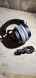 beyerdynamic DT 990 PRO open Studio Headphone for professional mixing ...