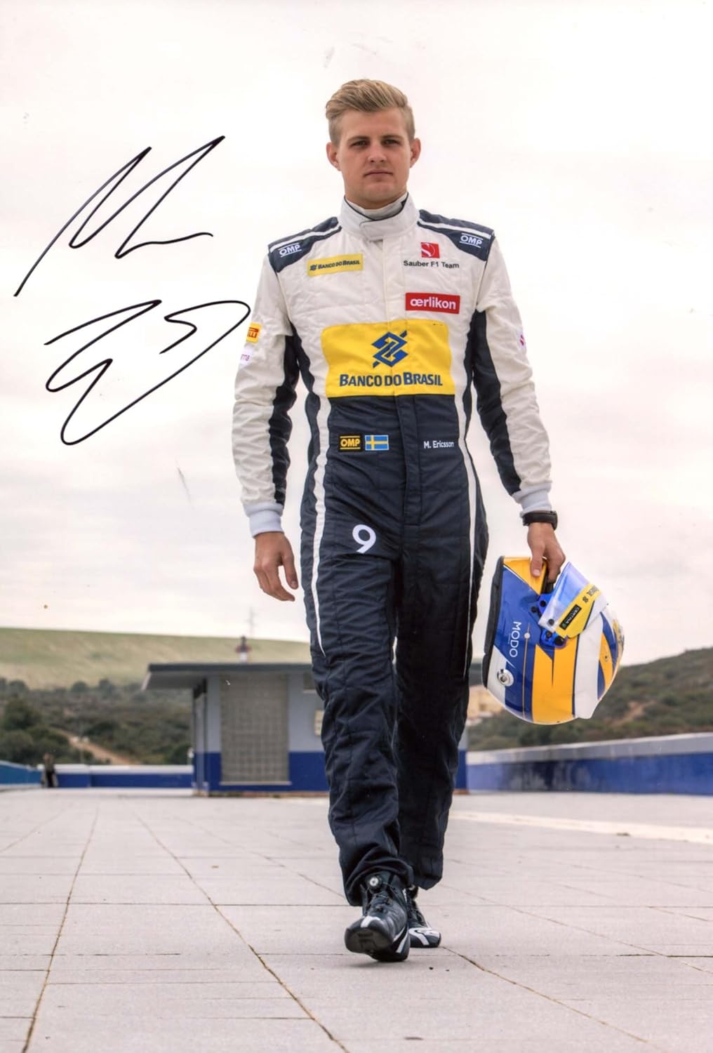 Amazon.com: Marcus Ericsson SAUBER FORMULA ONE autograph, IP signed ...