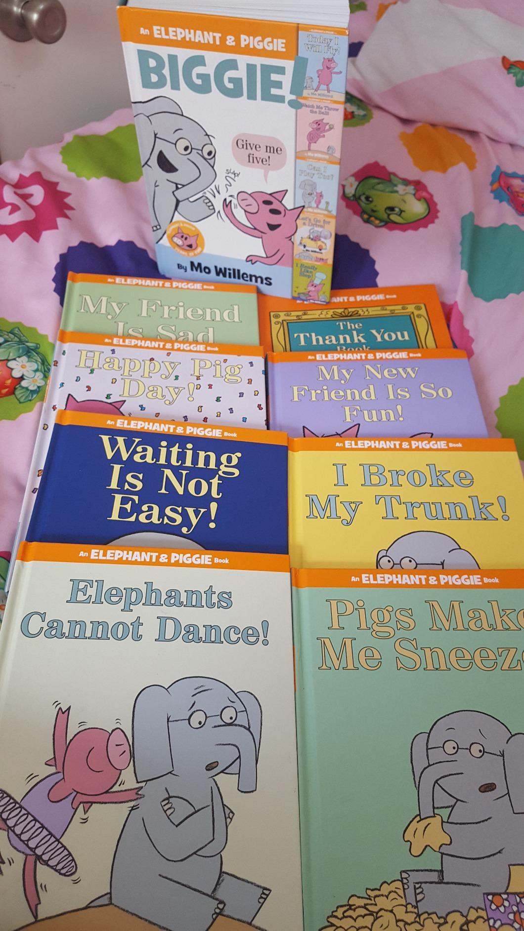 Waiting Is Not Easy!-An Elephant and Piggie Book: Mo Willems: Amazon ...