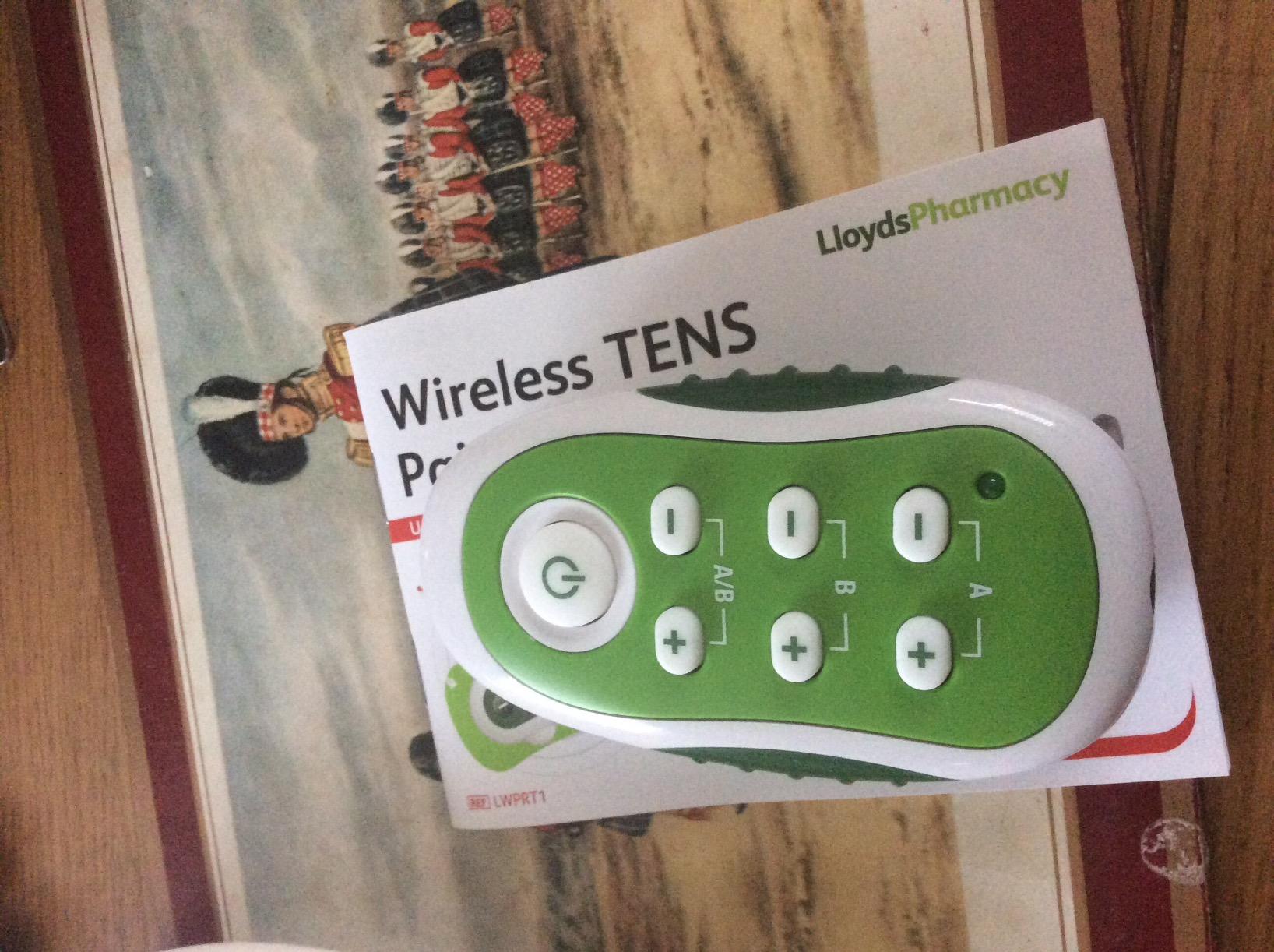 LloydsPharmacy Pain Reliever Wireless TENS : Amazon.co.uk: Health ...