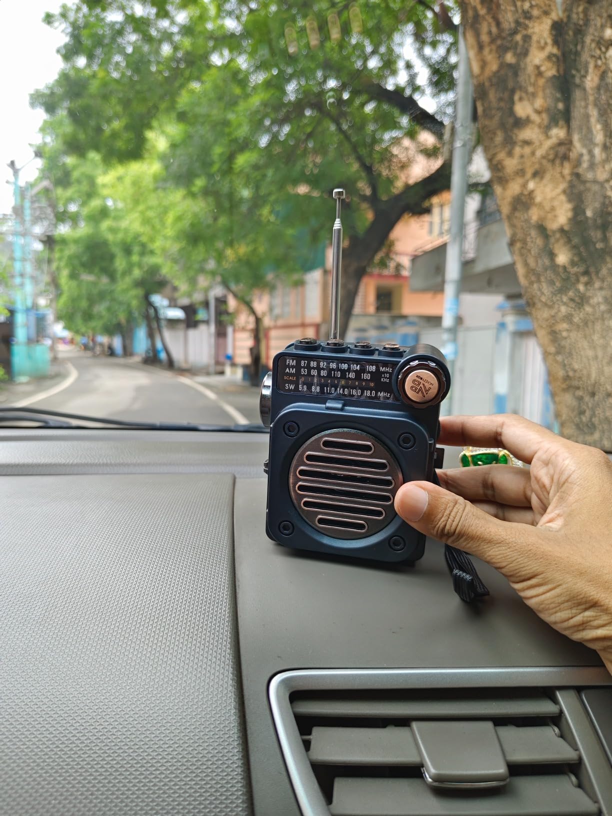 NB NOIZZYBOX Retro Buddy - 3 Band Radio (FM/AM/SW) with Bluetooth, TF ...