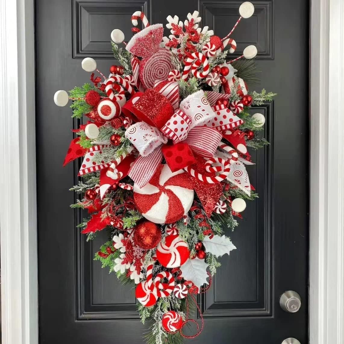 Amazon.com: Candy Cane Christmas Wreath - Red and White Teardrop Swag ...