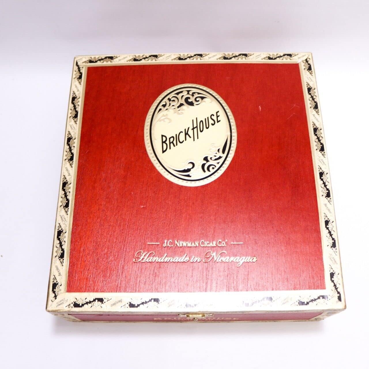 Amazon.com: Brick House Churchill Empty Wood Cigar Box 8.5" x 8" x 3 ...