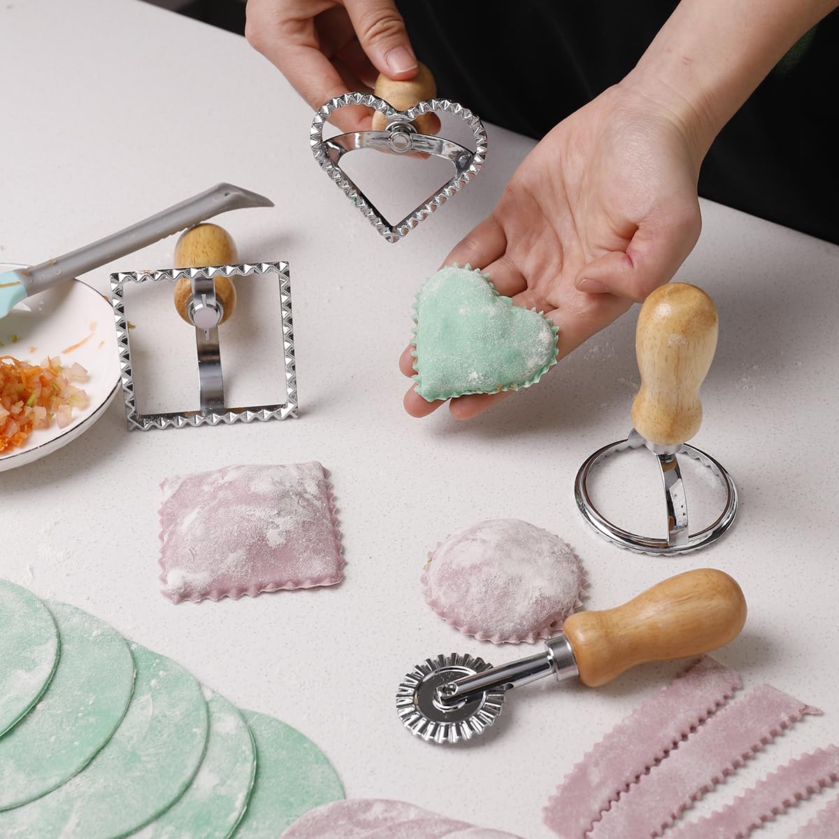 Snapklik.com : EUSKKEM Pasta Ravioli Stamp Maker Cutter,Pasta Cutter ...
