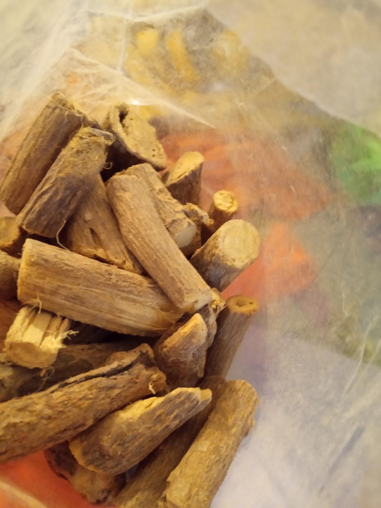 Buy Saara HERBAL FRESH Athimathuram Root,200g, Mulethi Sticks, Licorice ...