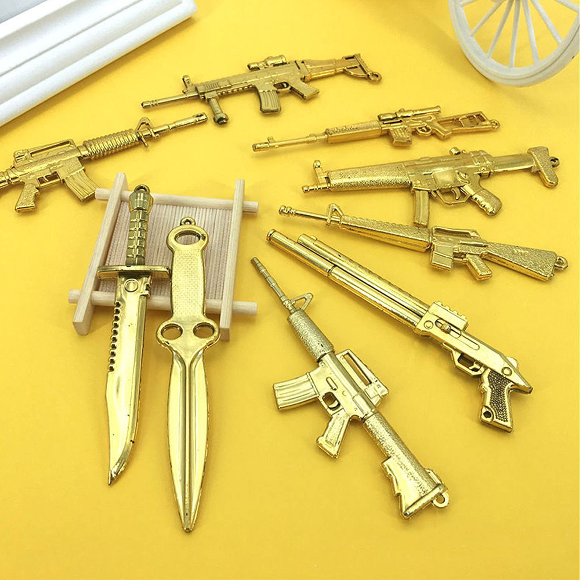 Snapklik.com : Veteran Day Movie Game Theme Party Cake Topper Various Guns