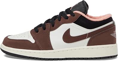 Amazon.com | Jordan Youth Air 1 Low SE (GS) DM0589 200 - Size 5Y ...