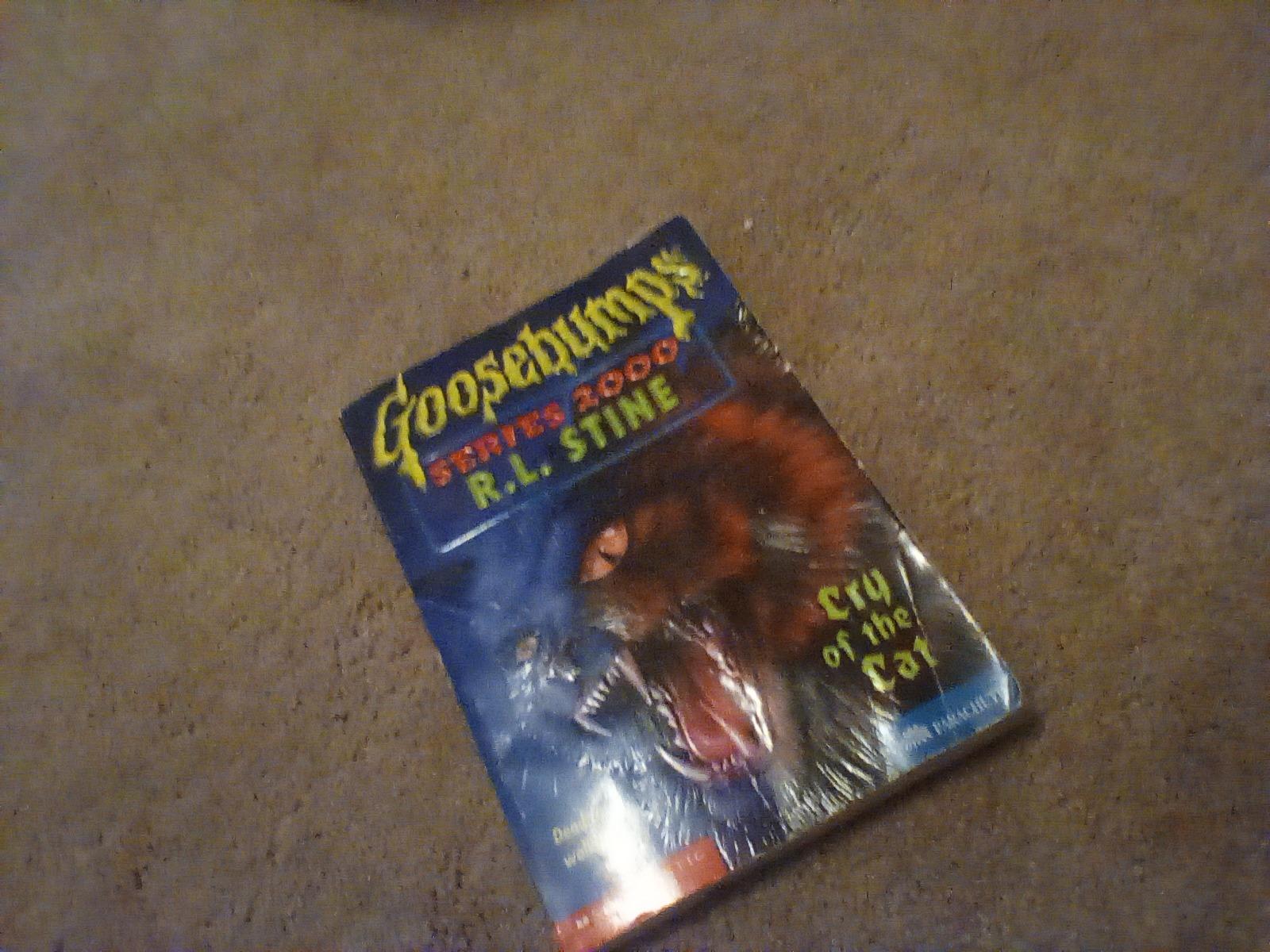 Cry of the Cat (Goosebumps Series 2000, No 1): R.L. Stine ...