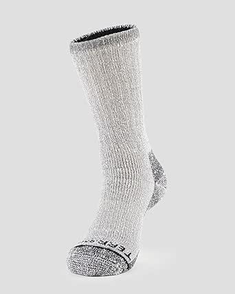 Amazon.com: Terramar Mid Weight All Season Wool Crew Socks for Everyday ...