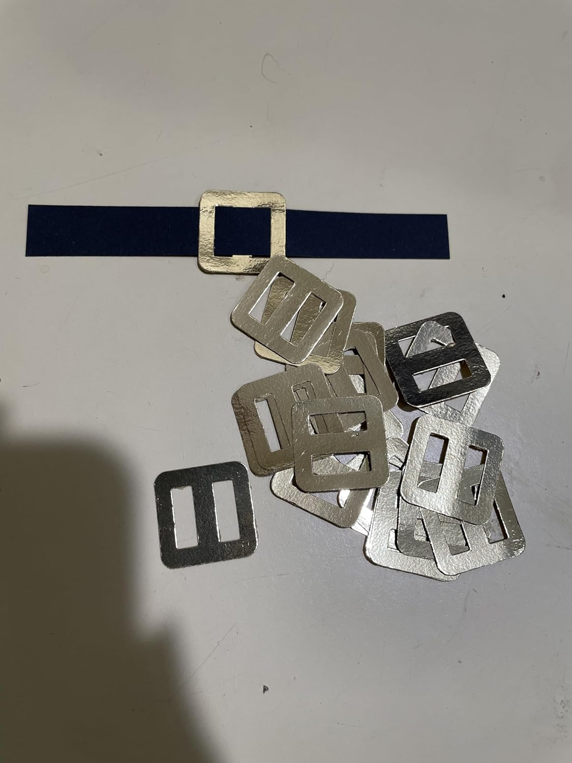 Amazon.com: Paper Santa belt buckles, twenty gold buckle embellishments ...