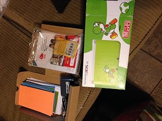 Amazon.com: Nintendo 3DS XL - Yoshi Edition : Video Games
