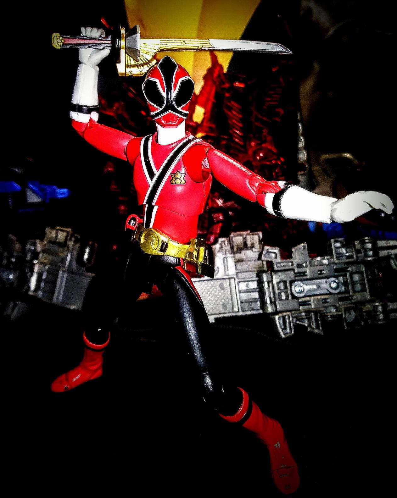 Amazon.com: Power Rangers Samurai Collector Shinkenger Red Ranger ...