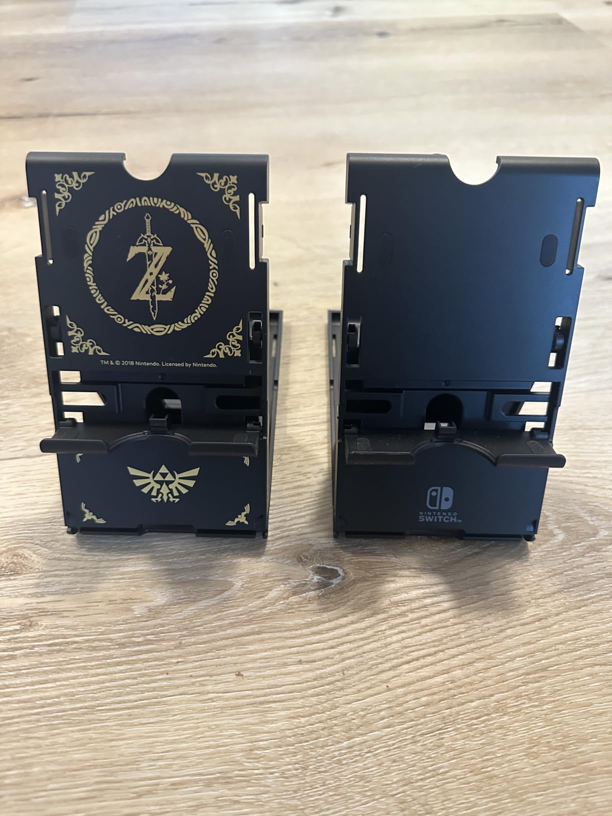 HORI Playstand (Zelda) Faltbarer Ständer für Nintendo Switch ...