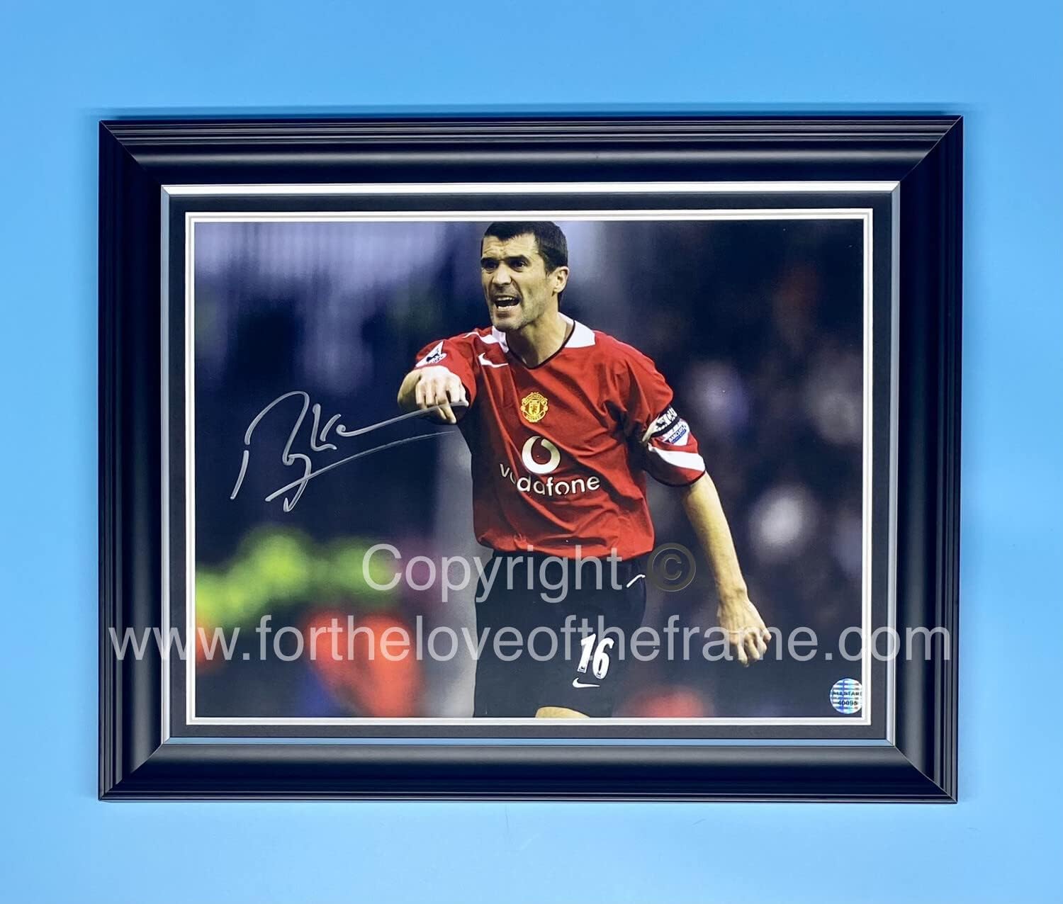 Amazon.com: Roy Keane Hand Signed Autograph Manchester United Football ...