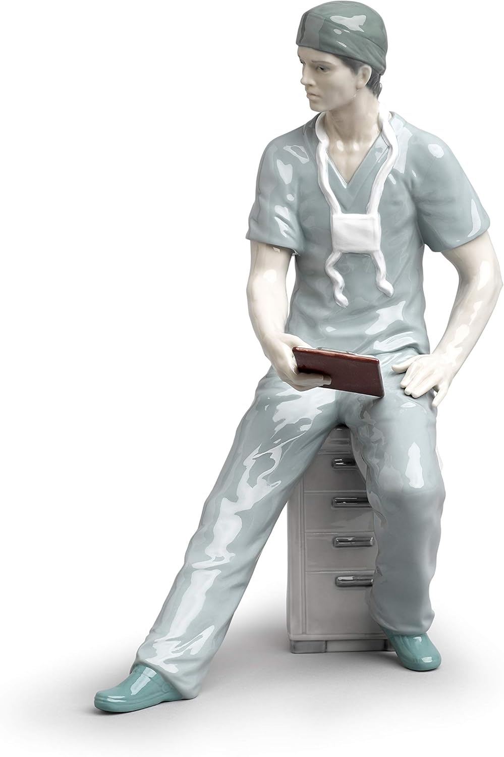 LLADRÓ Surgeon Figurine. Porcelain Doctor Figure. : Amazon.ca: Home