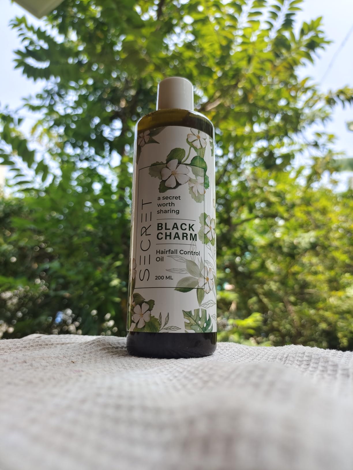 Buy Secret Black Charm hair oil - 100% natural ingredients | Reduces ...