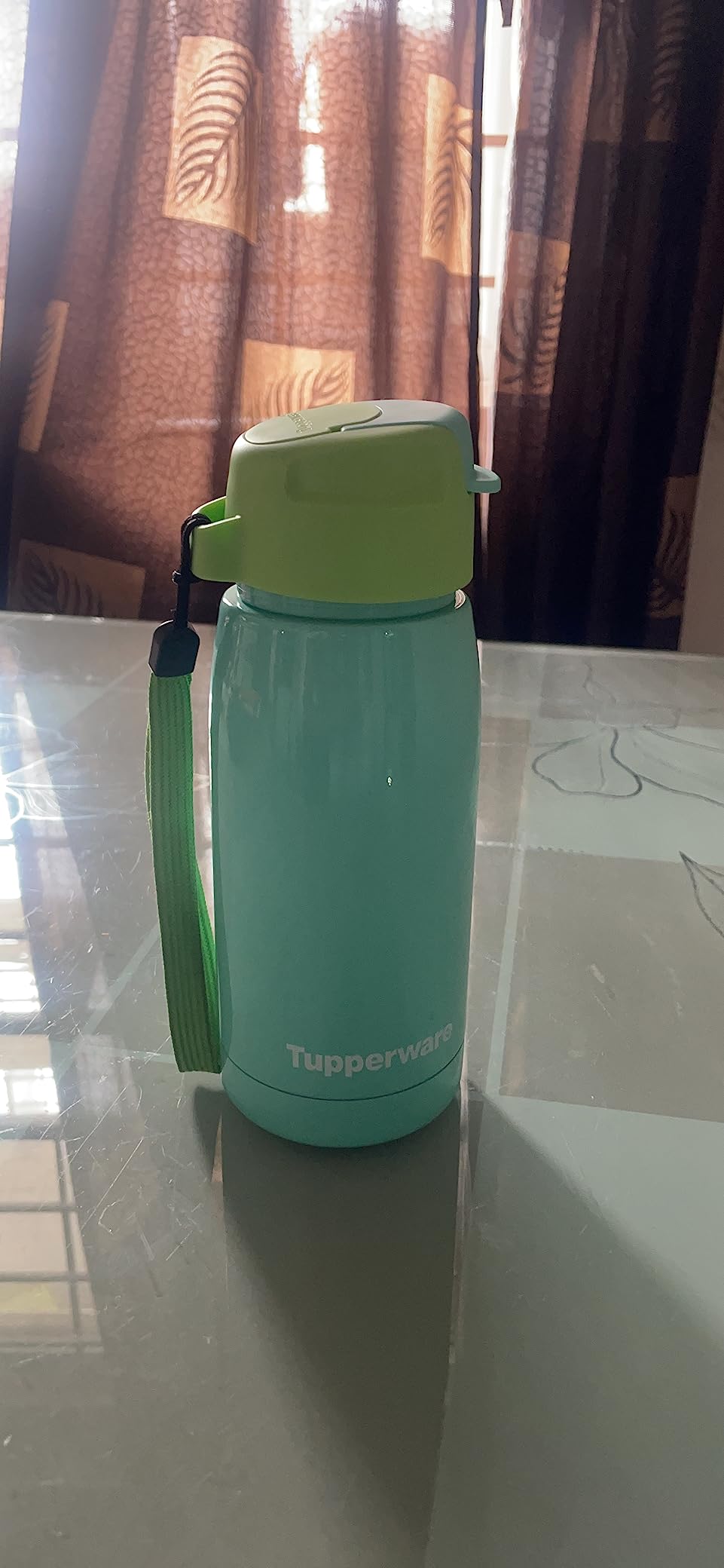 Tupperware Alloy Steel Sipper Bottle 550ml , Green , Pack of 1 : Amazon ...