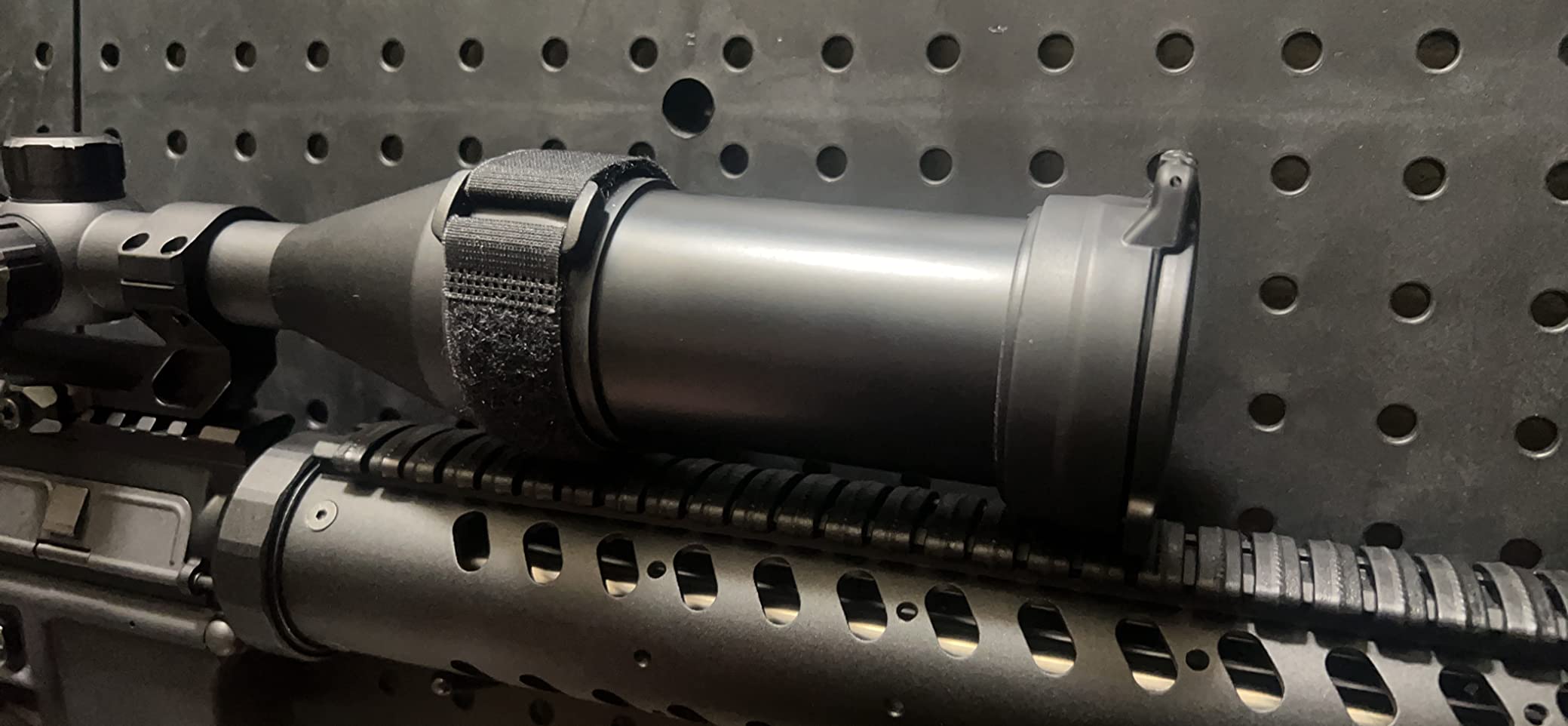 Amazon.com : Monstrum Flexible Fit Universal Scope Sunshade : Sports ...