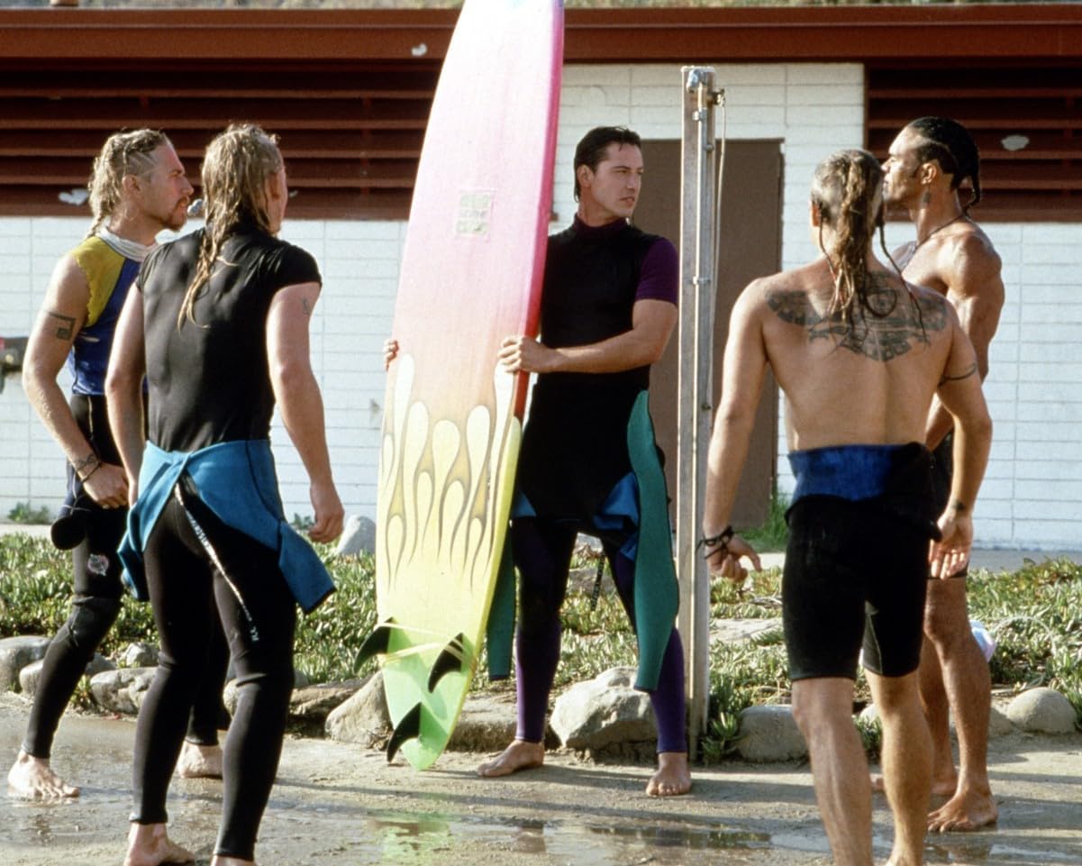 Amazon.com: Point Break (1991) Keanu Reeves 10x8 Photo: Photographs