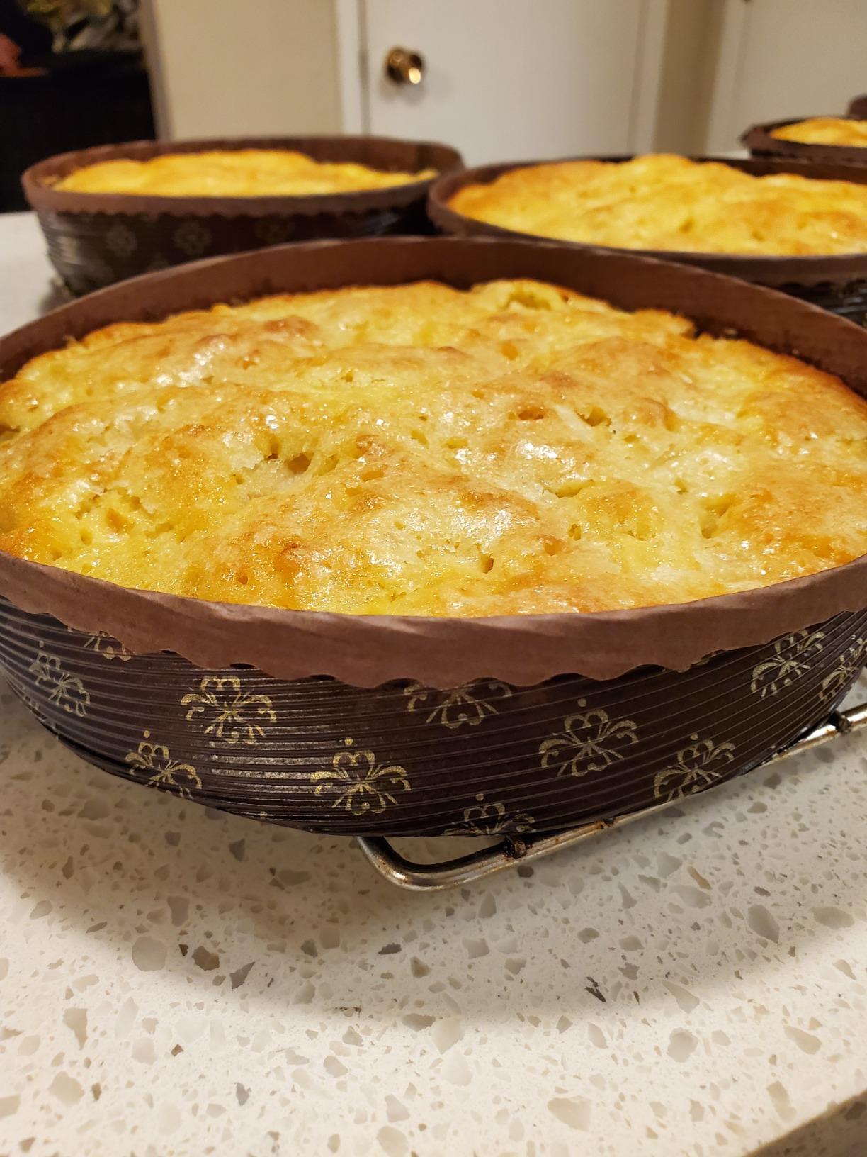 Amazon.com: Decony 7" Disposable Round Pie Pans Brown and Gold Free ...