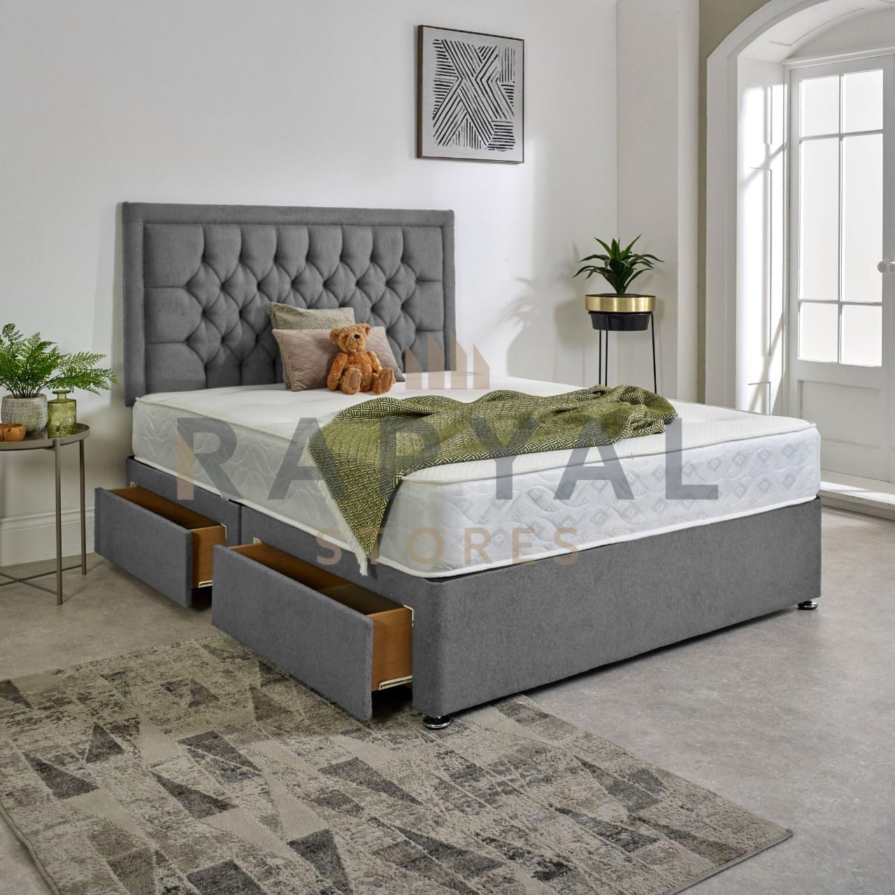 Hf4you Luxury Divan Bed Set in Plush with Chesterfield Bumper Headboard ...