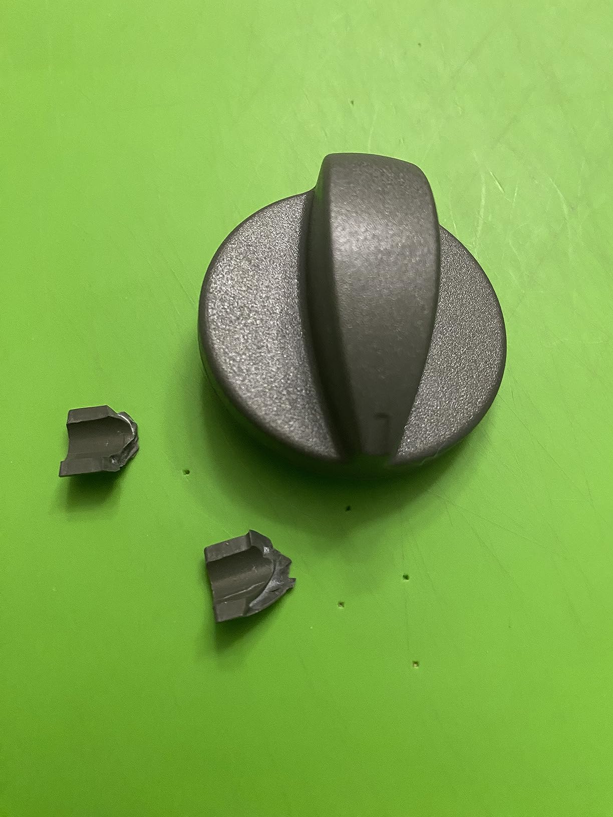 Amazon.com: Univen 86013 Timer Knob fits Sunbeam Rocket Grill: Home ...