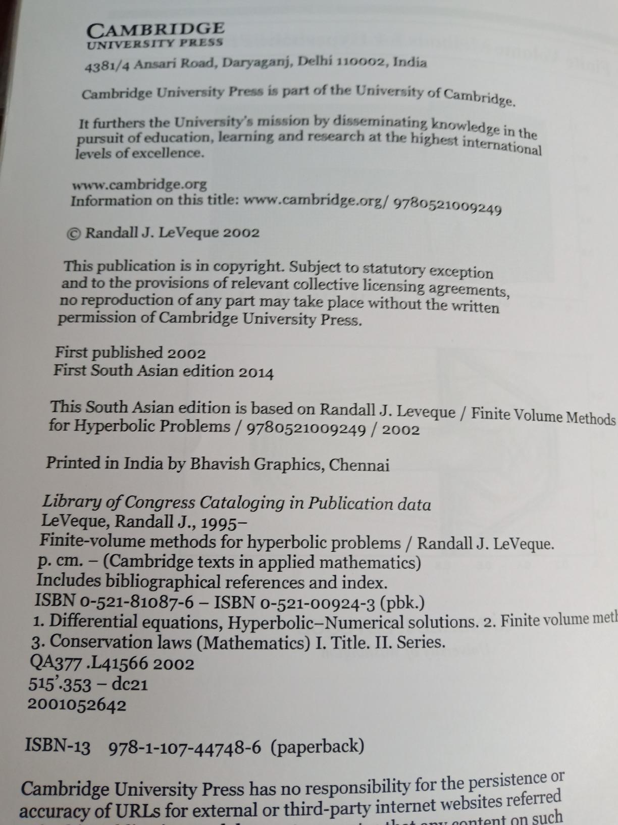 Finite Volume Methods for Hyperbolic Problems : Rj Leveque: Amazon.in: Books