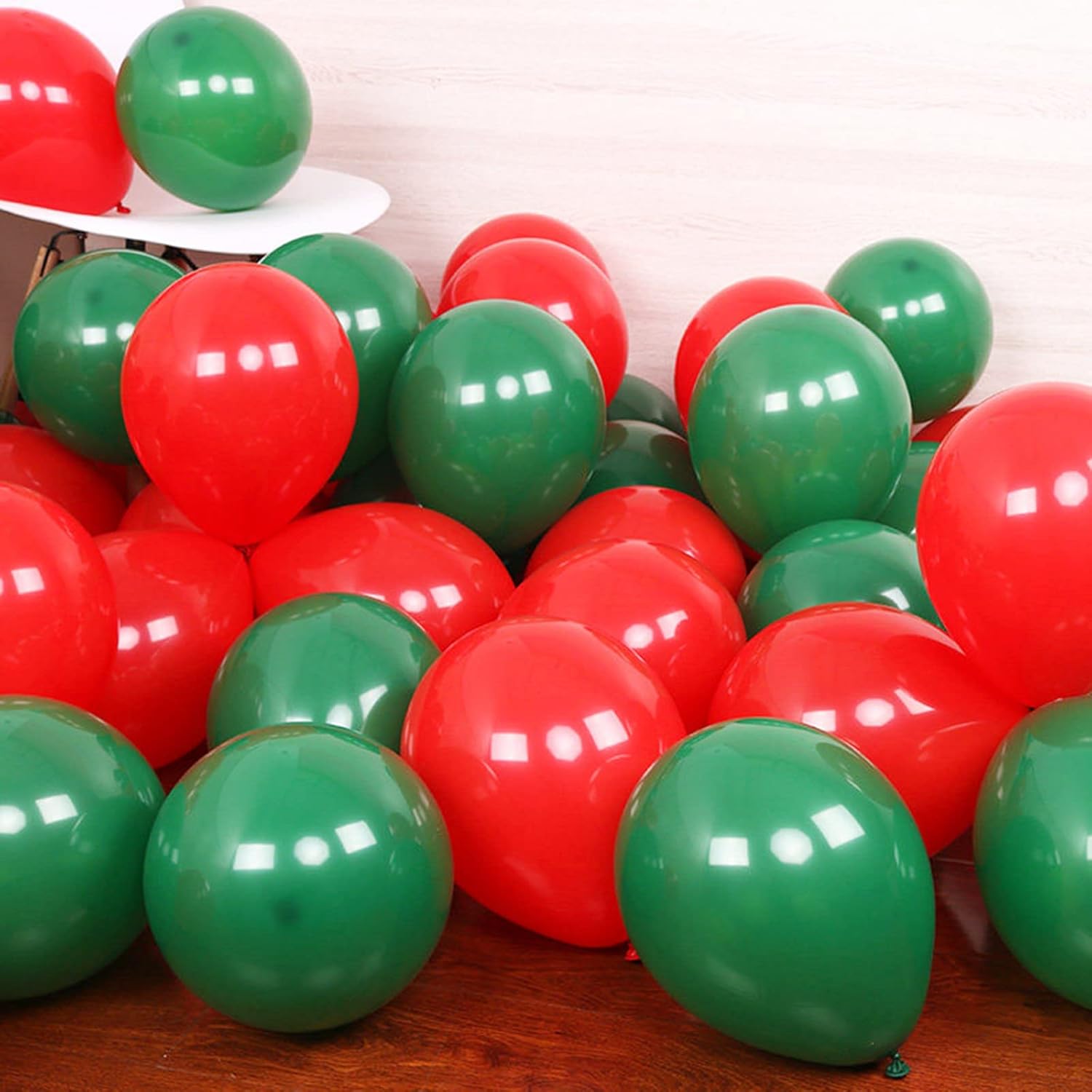 100 Pcs Christmas Balloons Latex Balloons 10 Inch Mini Green Red ...