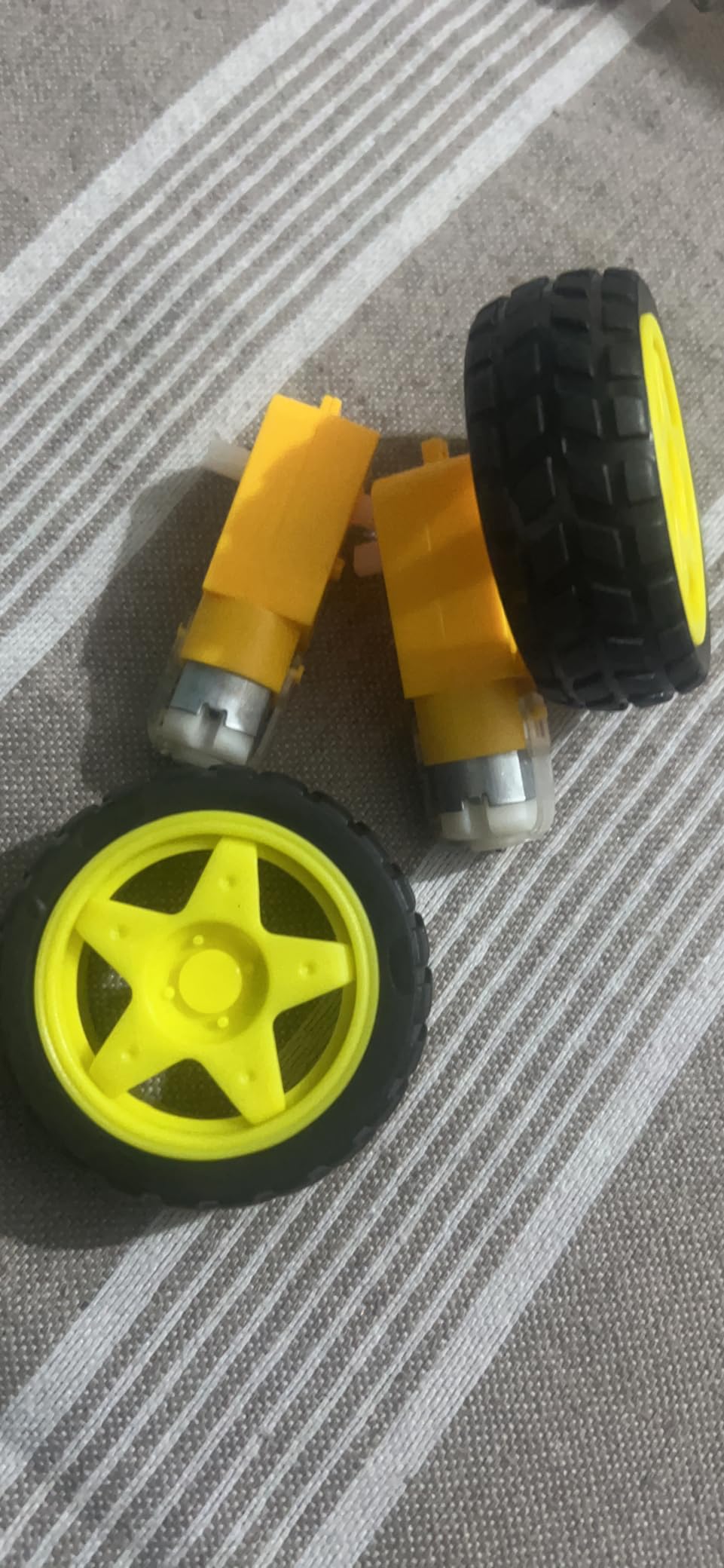 Robodo 2 Set Smart Car Robot Chassis Kit with Plastic Tire Wheel With ...