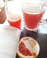 Batch Cocktails: Make-Ahead Pitcher Drinks for Every Occasion: Hoffman, Maggie: 9780399582530 ...