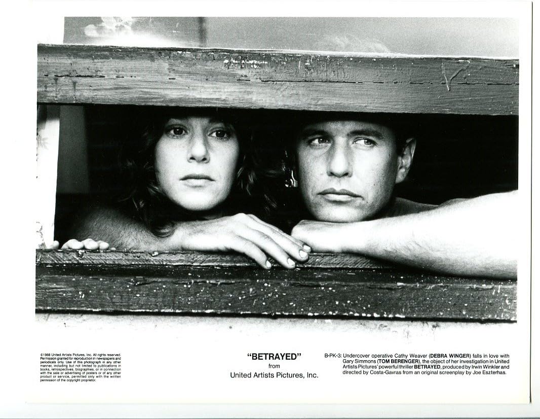MOVIE PHOTO: Betrayed-Tom Berenger-Debra Winger-8x10-B&W-Still-NM at ...