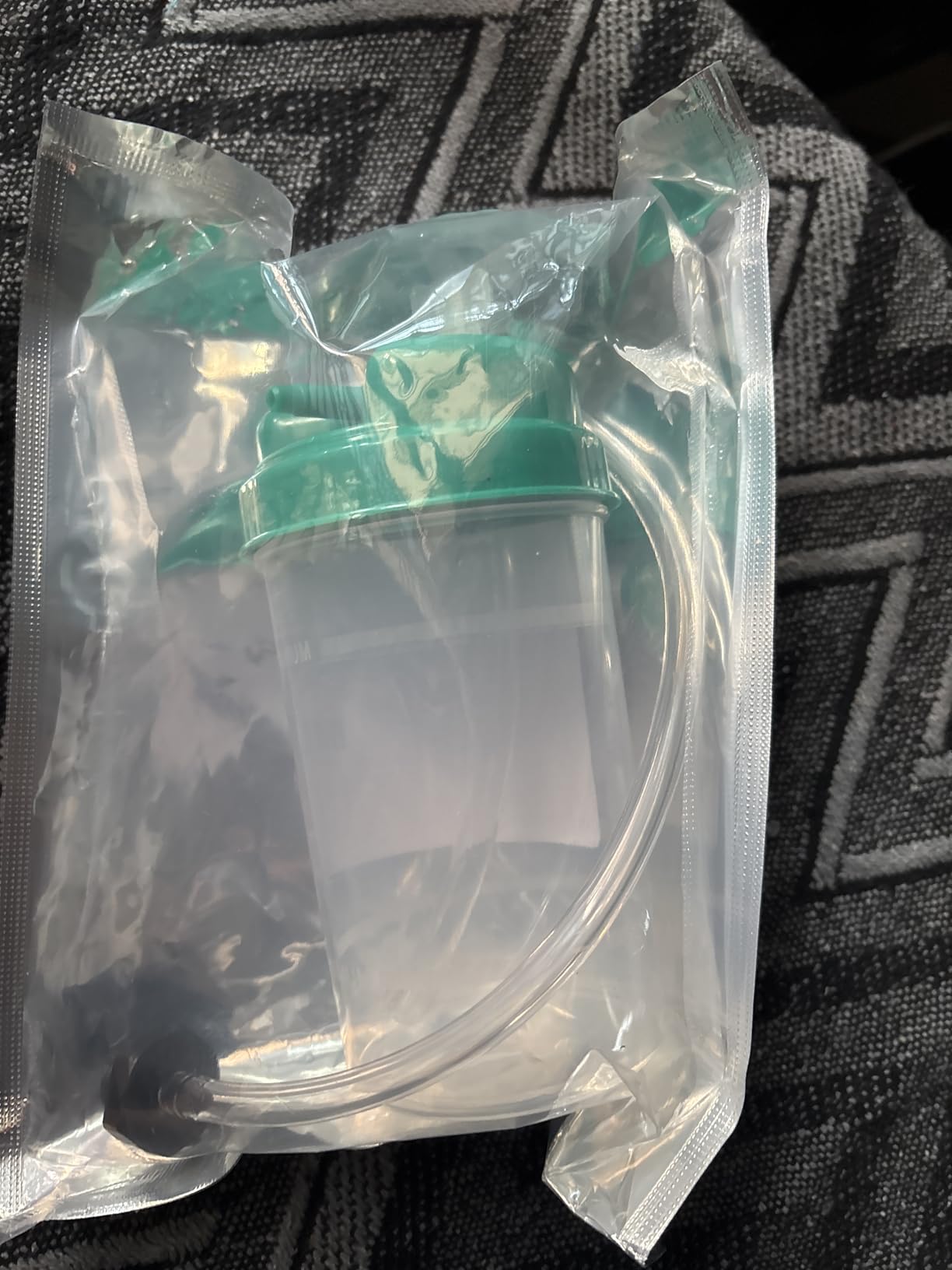 Synocare Oxygen Concentrator Humdifier Bottle with extra pipe and ...