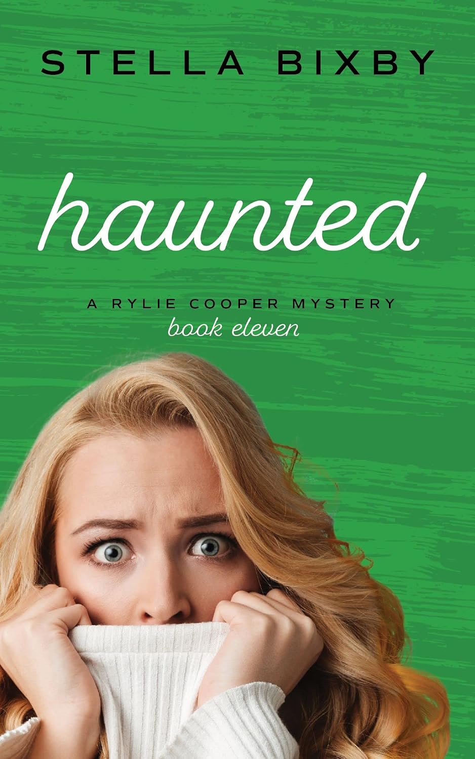 Amazon.com: Haunted: A Rylie Cooper Mystery (Rylie Cooper Mysteries ...