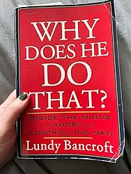 Amazon.com: Why Does He Do That?: Inside the Minds of Angry and ...