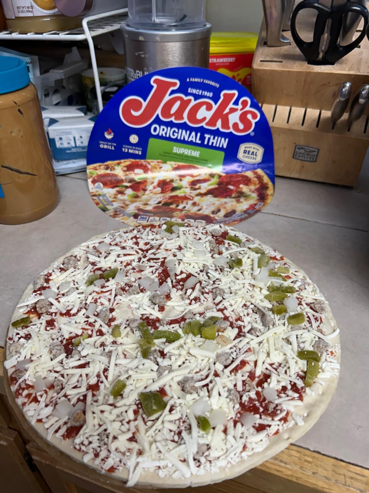 Amazon.com: Jack's Original Thin Crust Supreme Frozen Pizza, 15.8 oz ...