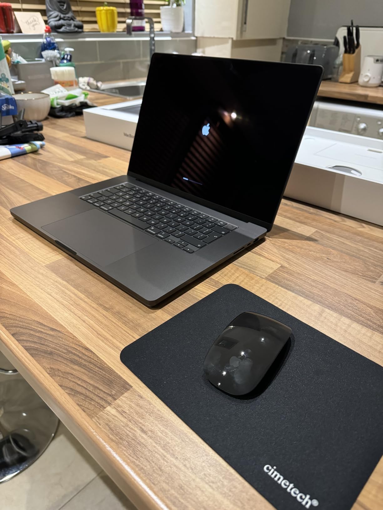 Apple Magic Mouse: Bluetooth, rechargeable. Works with Mac or iPad ...