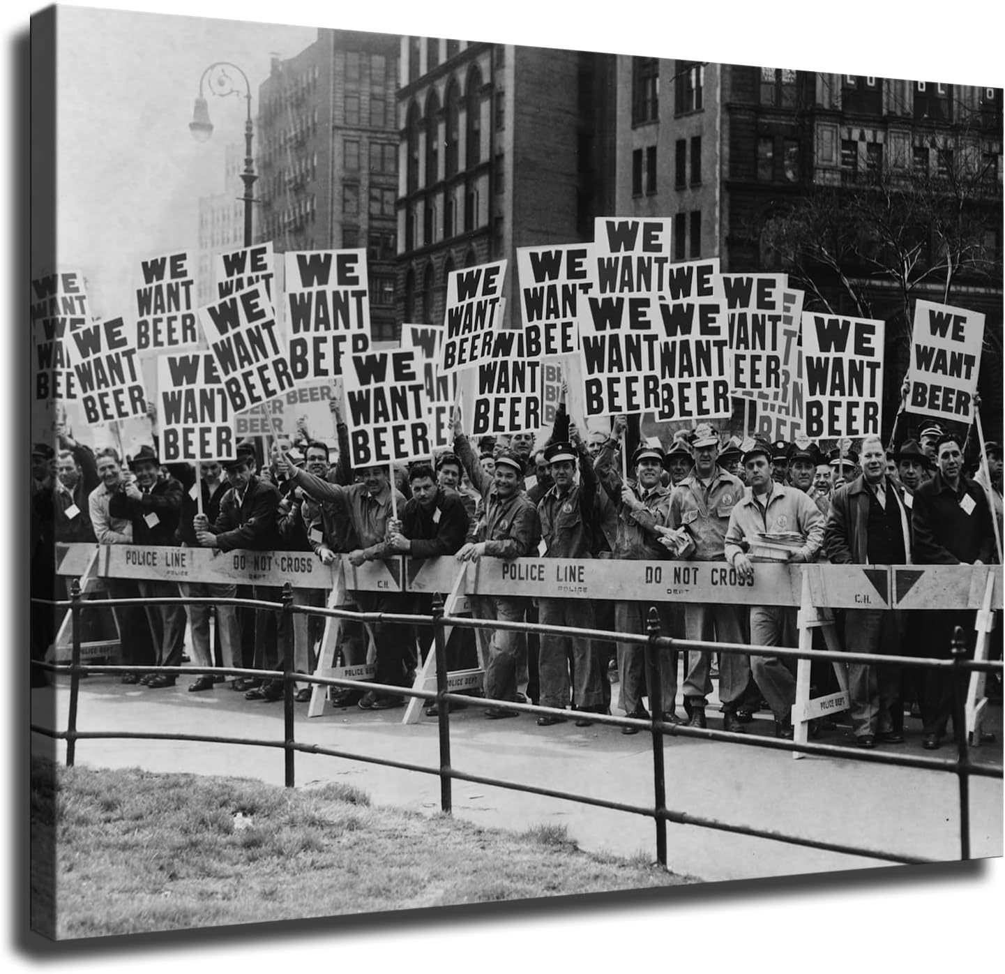 Póster retro de 1932 con texto en inglés We WANT BEER Protest Against ...