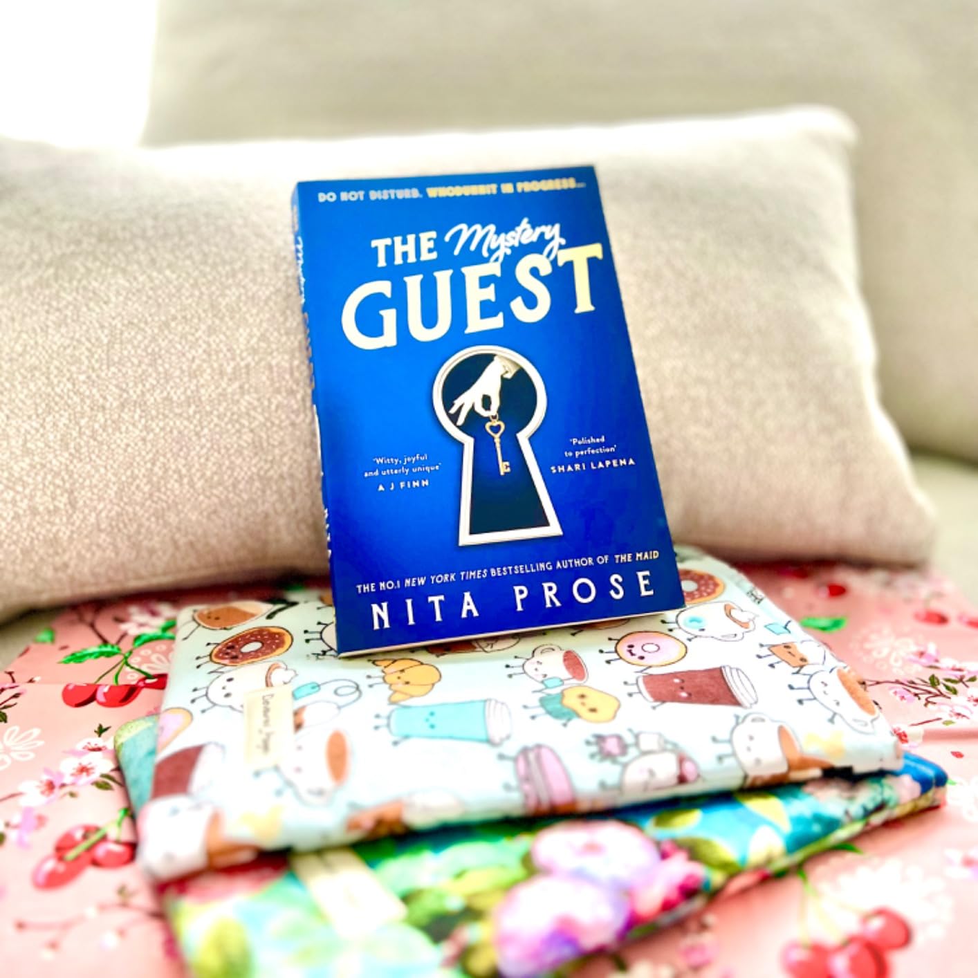 The Mystery Guest: The brand new mystery thriller and perfect summer ...